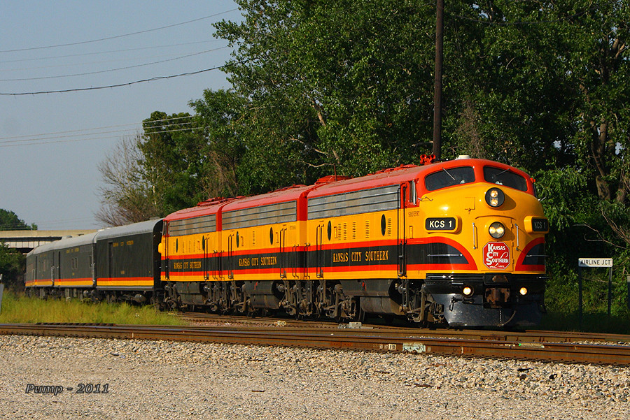 Southbound KCS Special Business Train - The Southern Belle